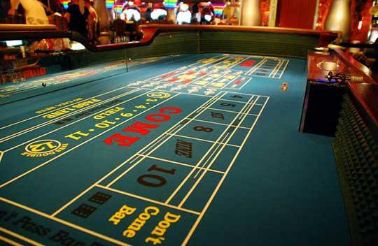 Play Craps for free - CasinoGames.fun